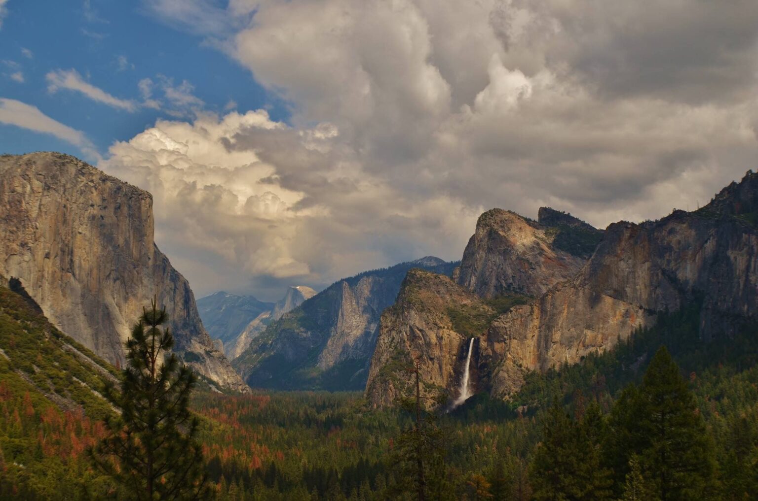 Scientists Uncover Mysterious “Ghost” Volcano Hidden Beneath Yosemite ...